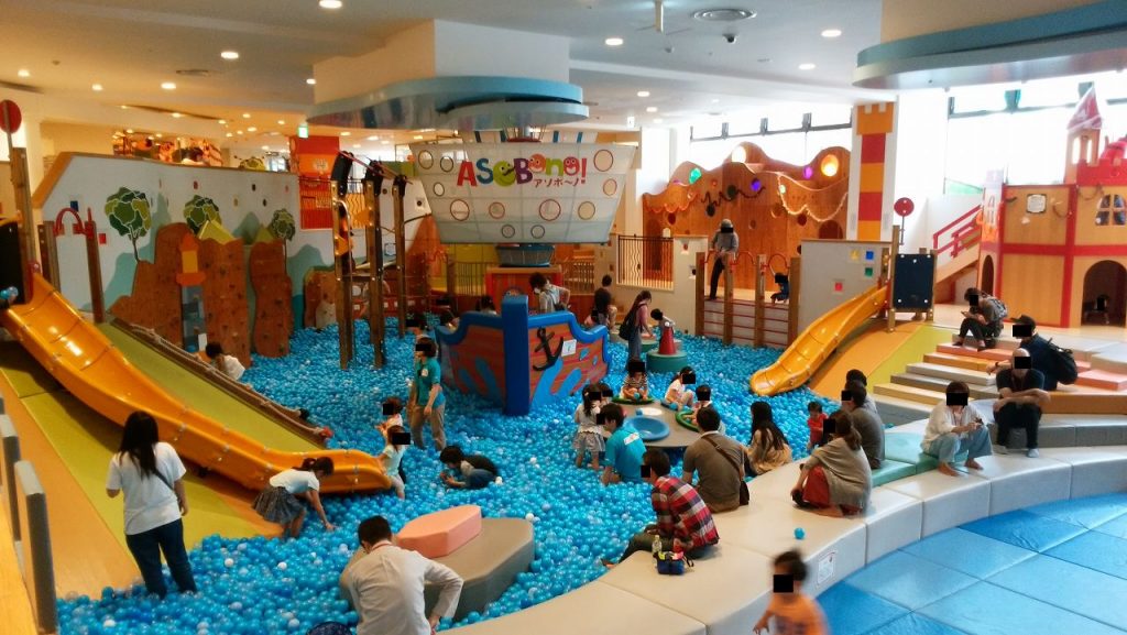 おもちゃが豊富！アソボーノが雨の日の子供の遊び場に最高だった